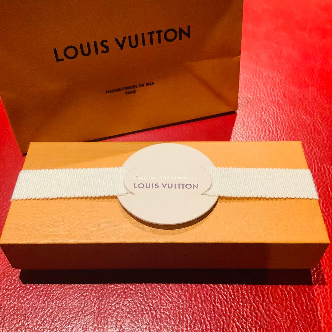❤️パリLV正規品　LOUIS VUITTON チョコレート　ミルク&ダーク4箱