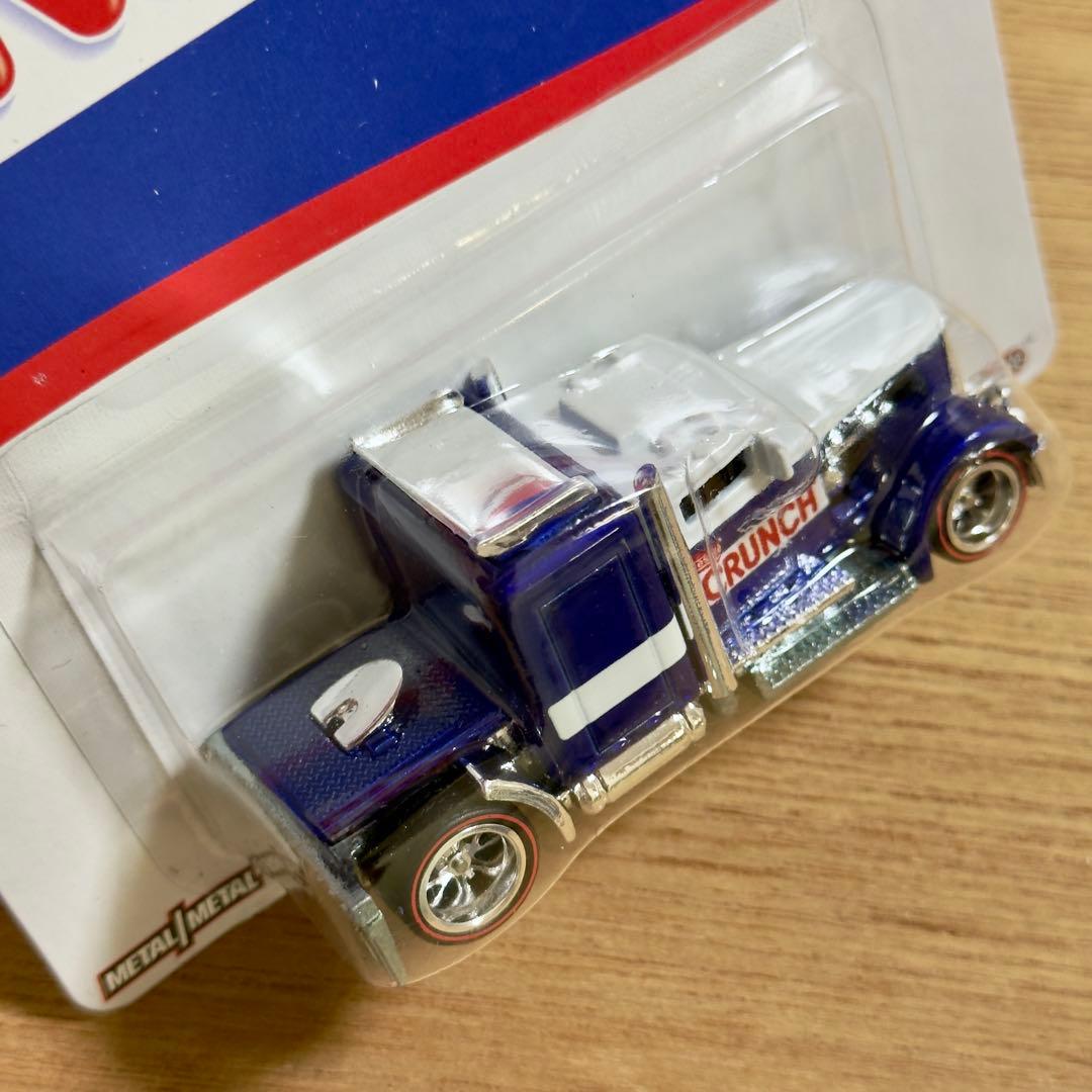 ミニカー Hot Wheels Convoy Custom Nestle Crunch