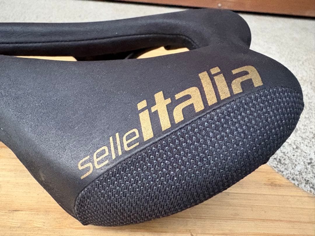 Selle Italia SLR TM SUPERFLOW DAVOS ヌバック