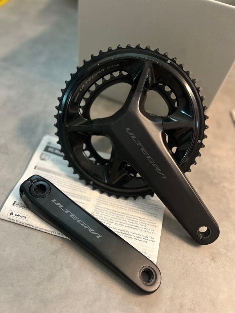Shimano Ultegra FC-R8100 クランクセット