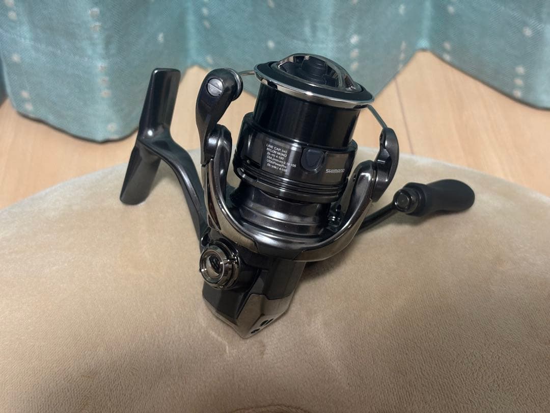 co　シマノ　２４ツインパワー Ｃ２０００Ｓ　ＳＨＩＭＡＮＯ