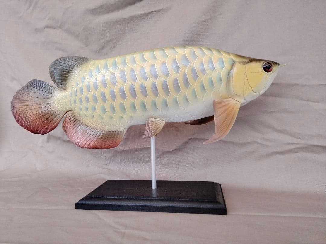 ハンドメイド1　41cmアロワナ　フィギュア　レプリカ　熱帯魚　魚模型