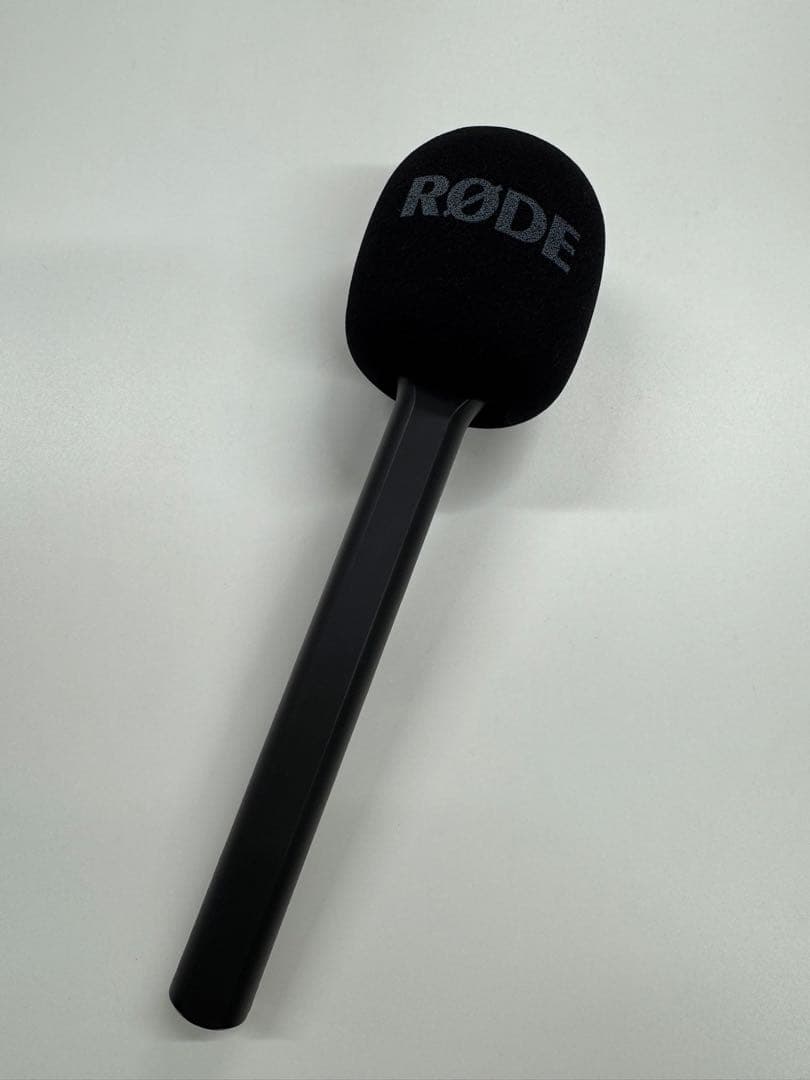 RØDE ハンドマイクとマイクホルダー