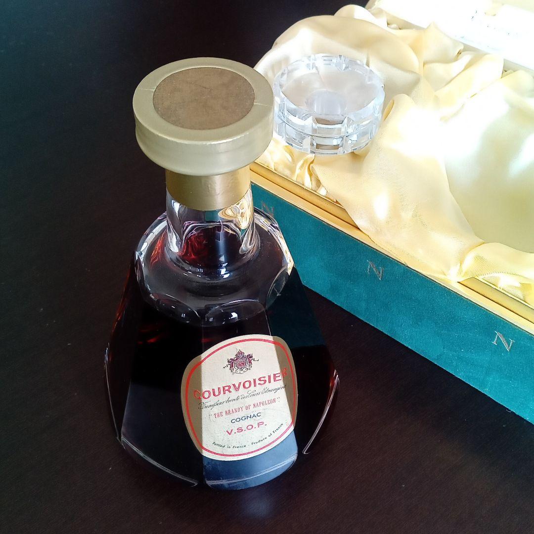クロボアジェ　VSOP　バカラボトル　コニャック　COURVOISIER