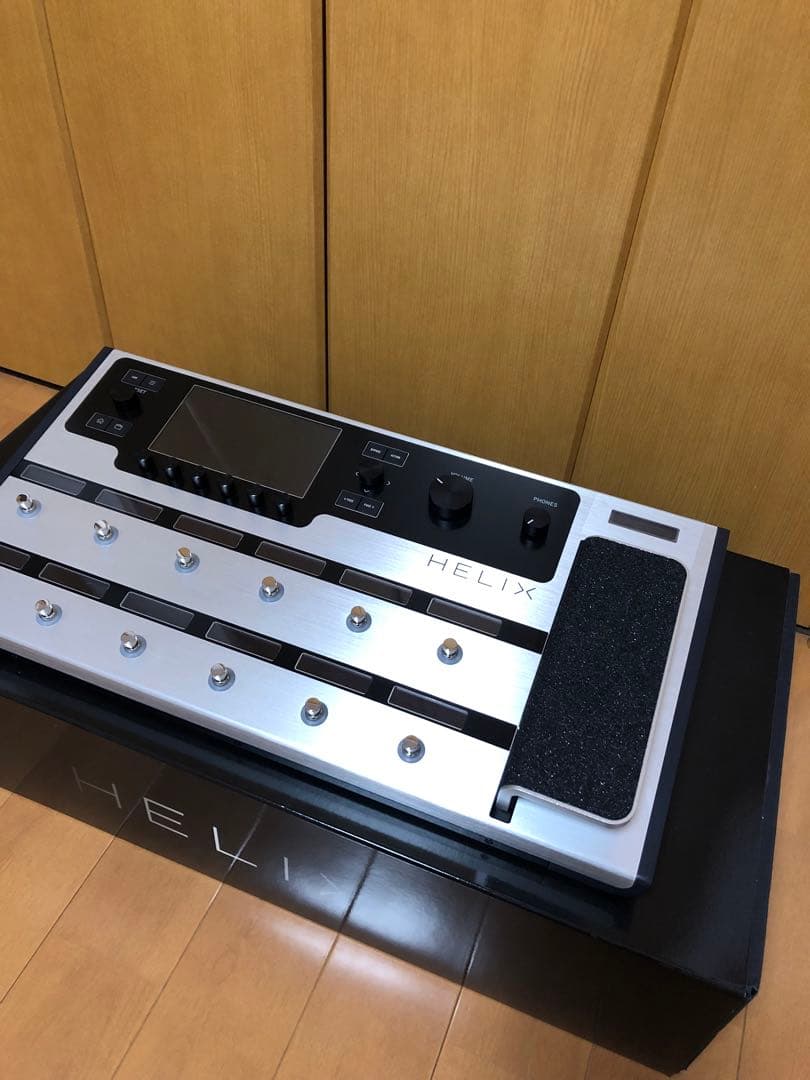 line6 helix floor 限定カラー