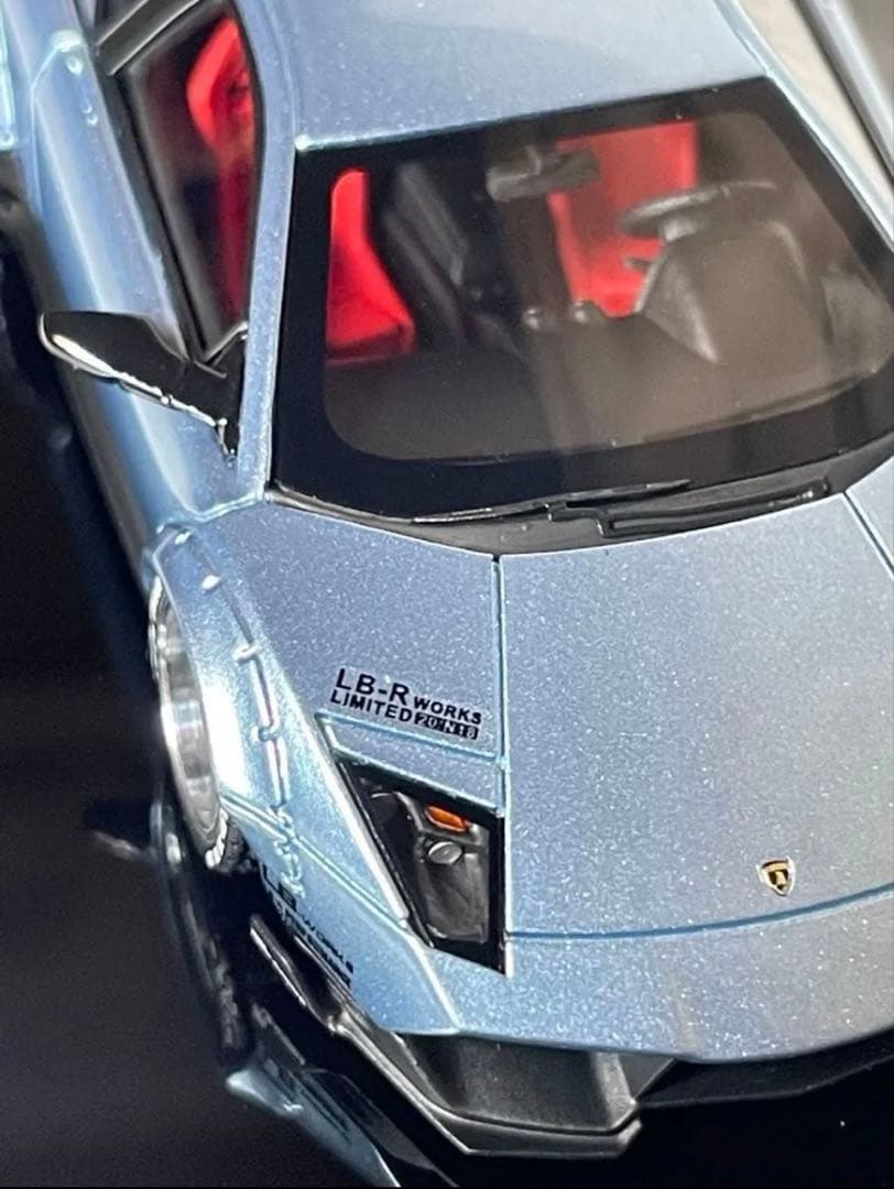ランボルギーニ　ムルシエラゴ　LBWK 世界限定199台　1/64 ミニカー