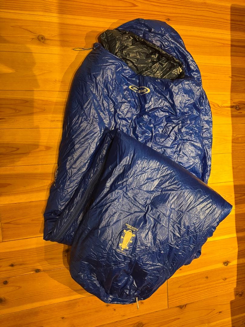 モンベル シームレスダウンハガー 800 #5 R/ZIP 寝袋 シュラフ