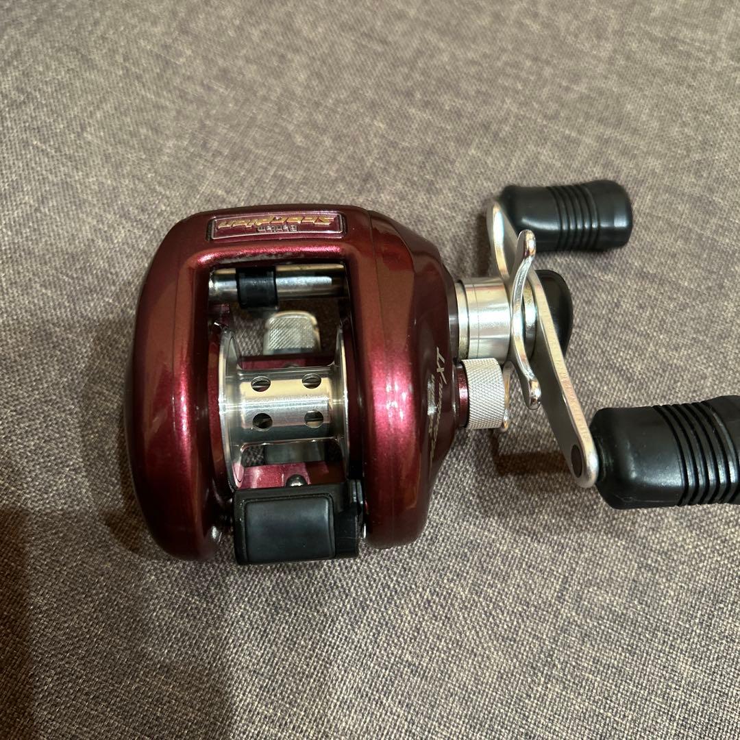 SHIMANO Scorpion nium XT ベイトリール