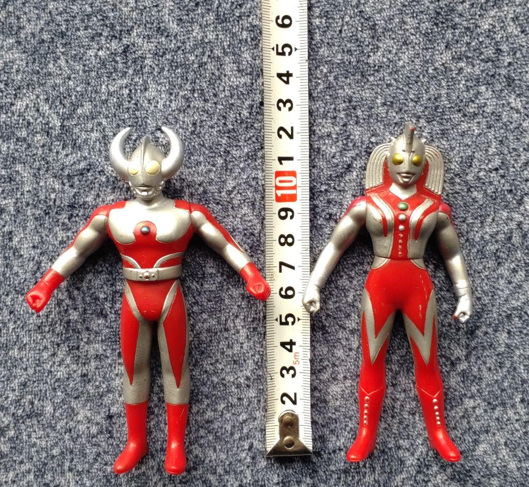 ウルトラマン ソフビ 41体 怪獣、宇宙人11体 タグ16枚