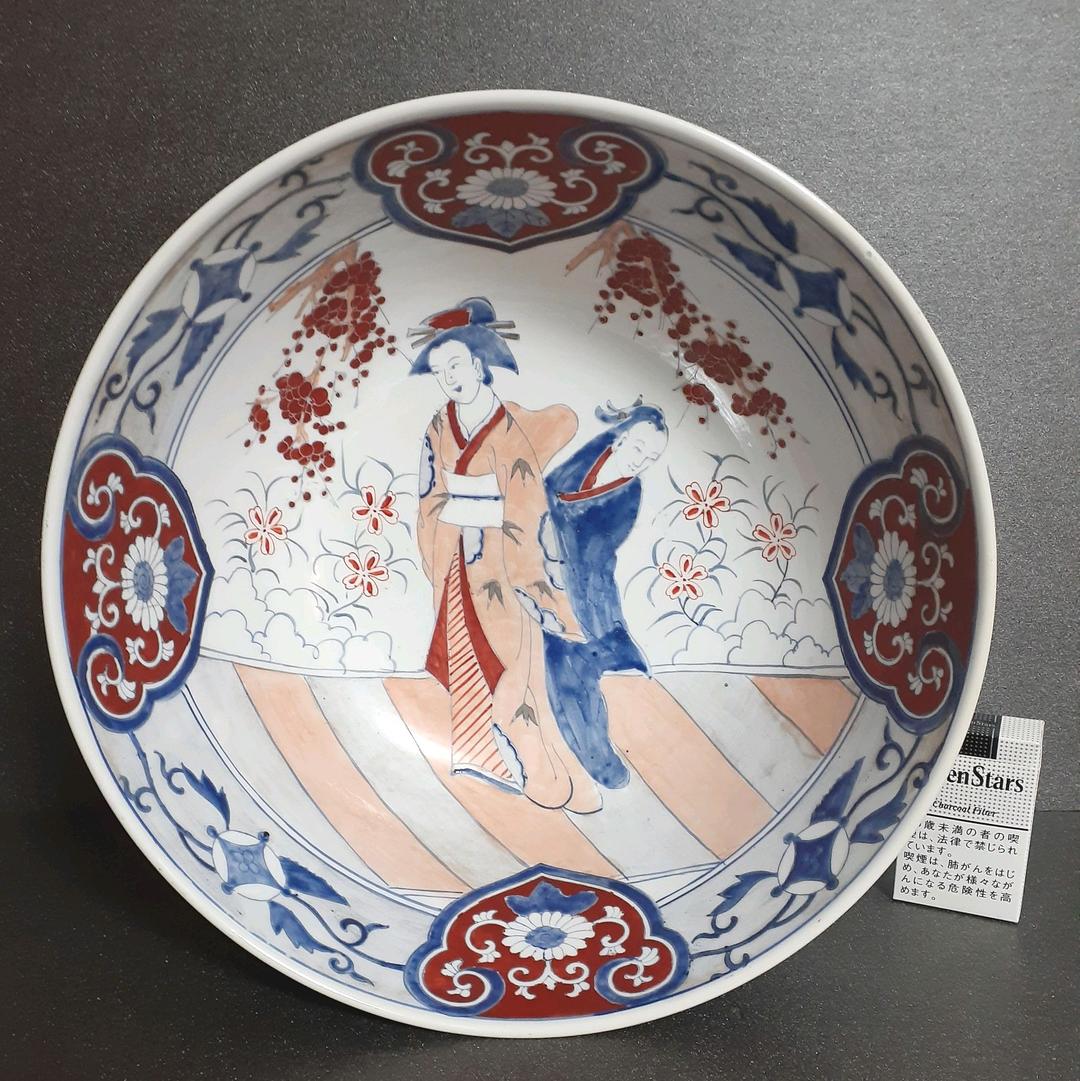 中国古美術　中国古陶磁器　古玩　色絵　美人図　特大大鉢　径35.4cm 道光年製