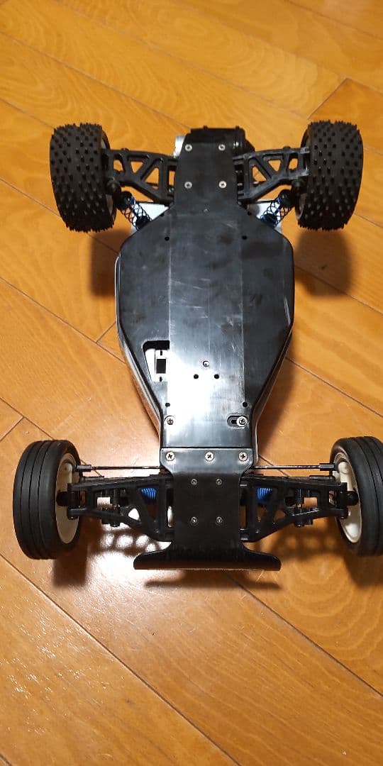 タミヤ　DF02（4WD） DT02（2WD）RC オフロードカー　２台セット