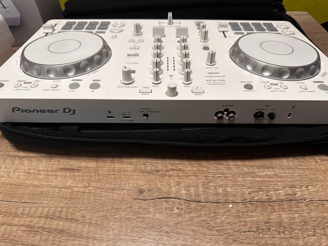 【超美品】Pioneer DJ DDJ-FLX4 ホワイト DJコントローラー