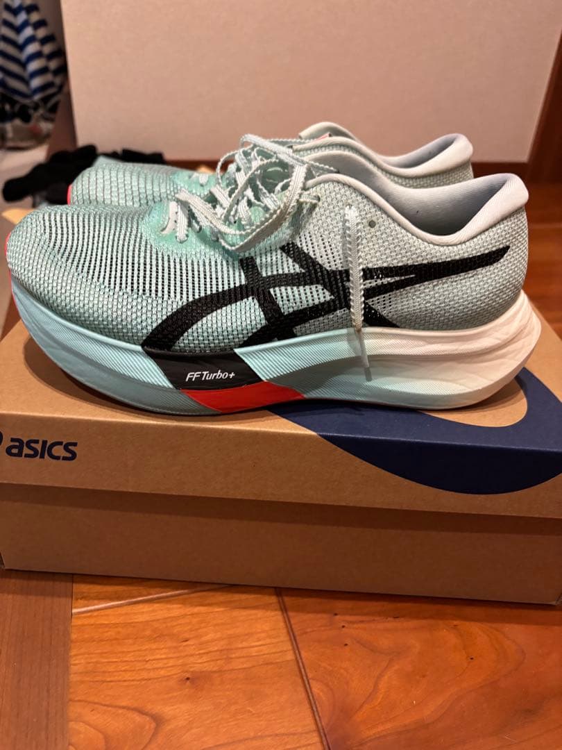 ASICS メタスピードスカイパリ　25.5cm