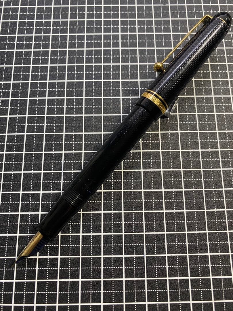 PILOT CUSTOM 網目　万年筆　字幅M
