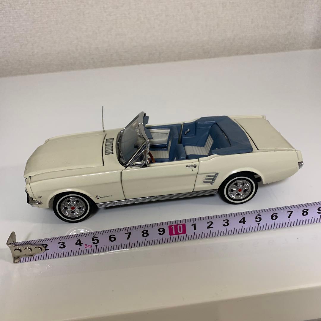 ダンバリーミント製　Danbury mint 1966年型　ムスタング　1/24
