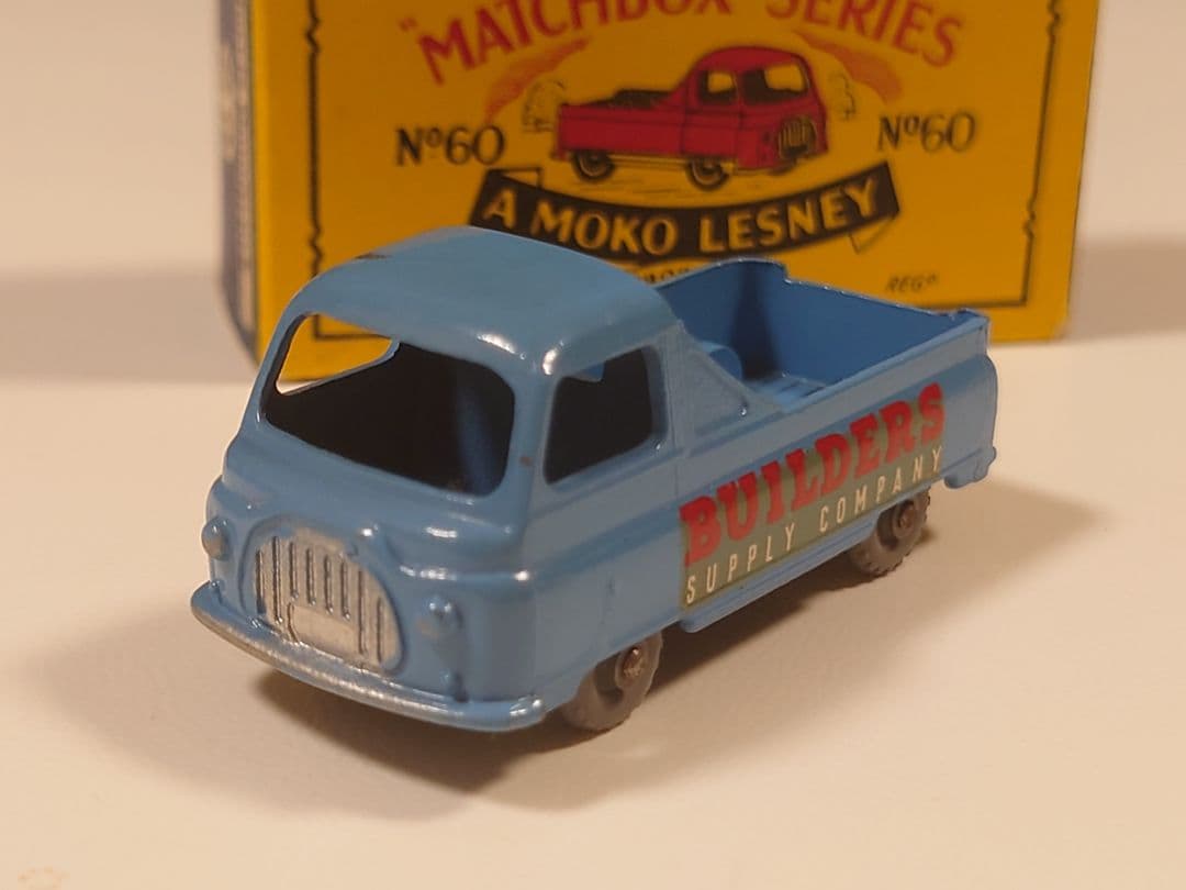 MATCHBOX No.60 MORRIS J2 PICK-UP ※silver