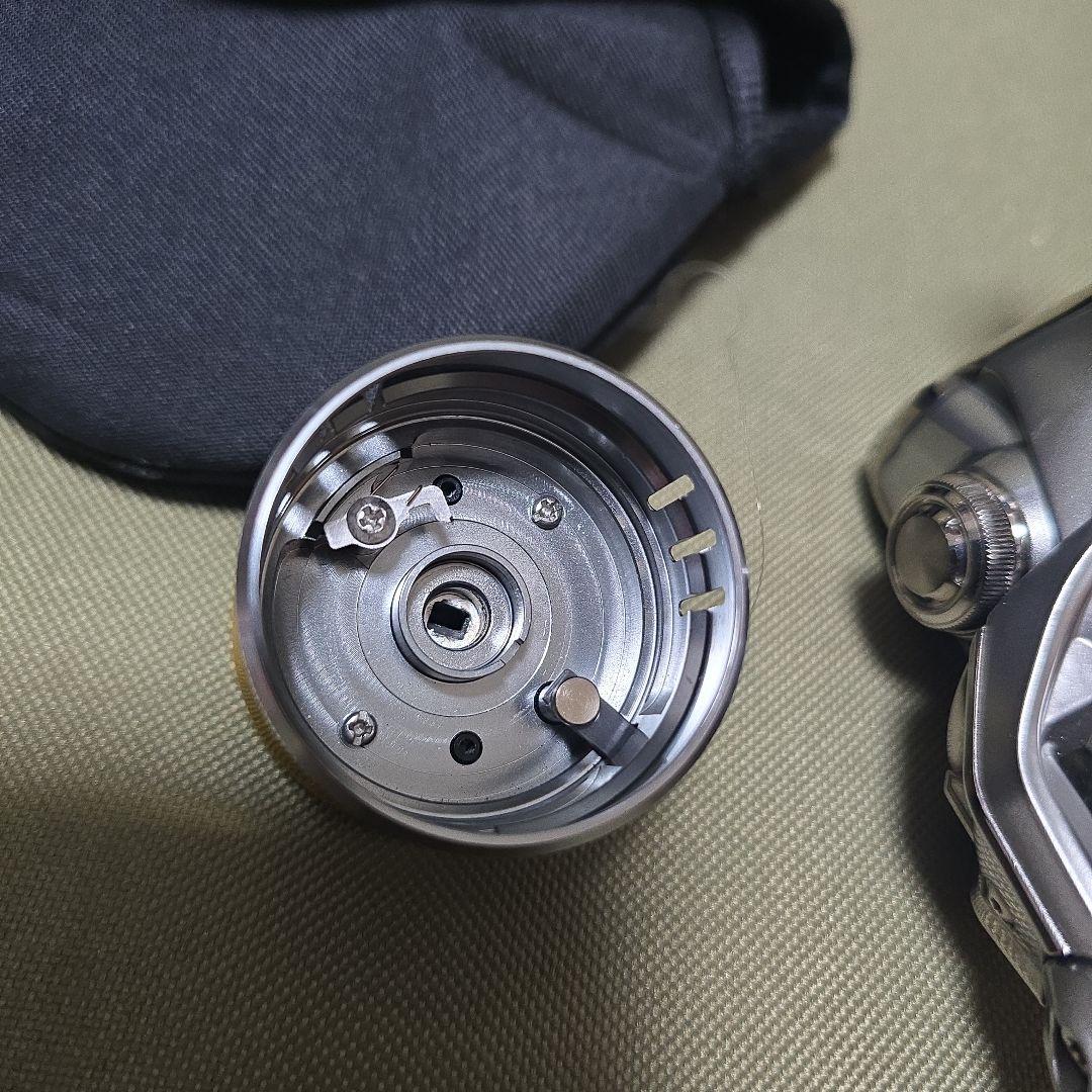 SHIMANO 15 ツインパワー C2000S　美品　替えスプール付き　シマノ