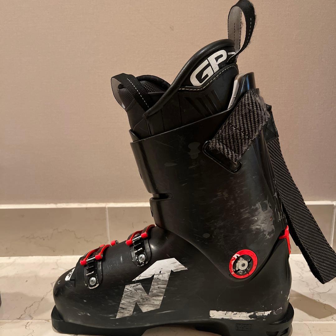 Nordica Dobermann GP110スキーブーツ