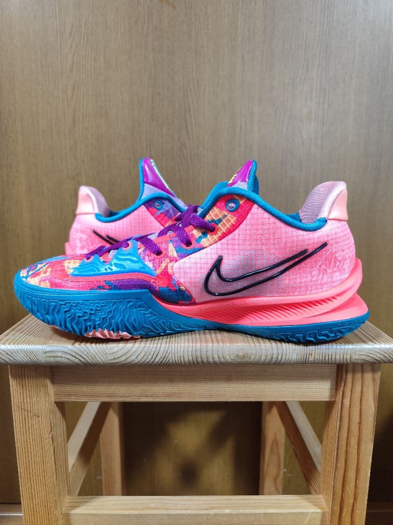 Nike Kyrie Low4　ナイキ　カイリーロー4　26.5cm　カイリー