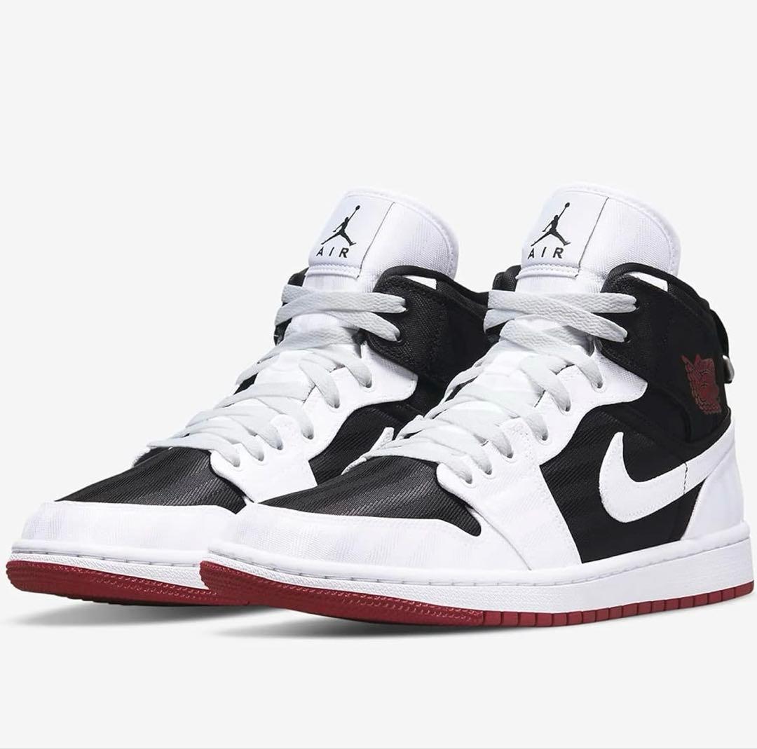 新品未使用　NIKE WMNS AIR JORDAN 1 MID SE UTL