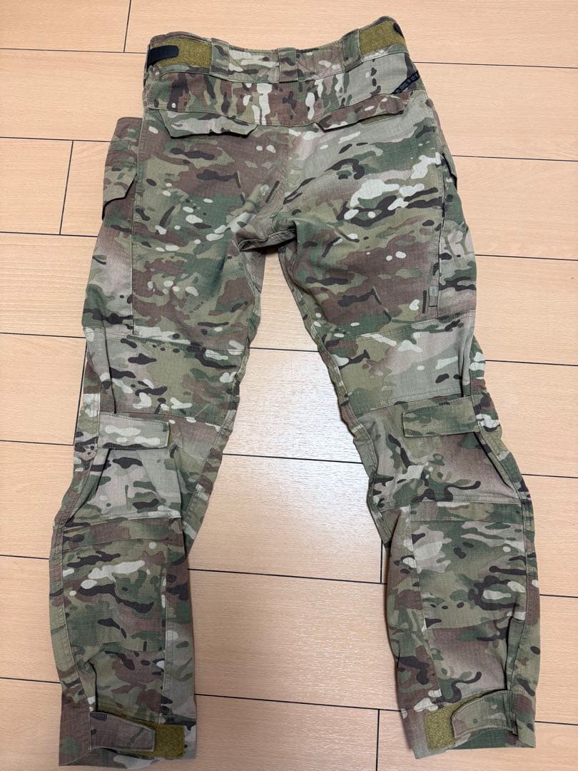 「実物」crye precision G4 コンバットパンツ　マルチカム30-S
