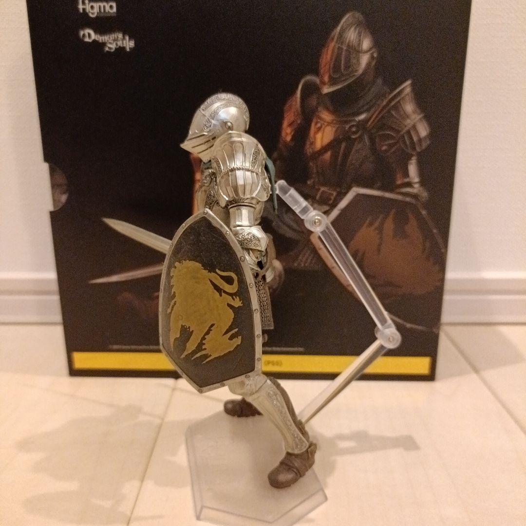 Demon's Souls Knight フリューテッドアーマー　figma