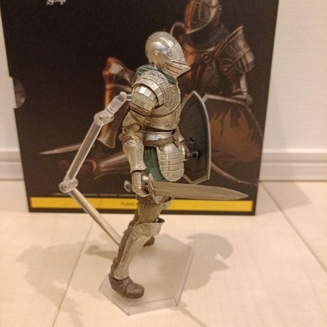 Demon's Souls Knight フリューテッドアーマー　figma