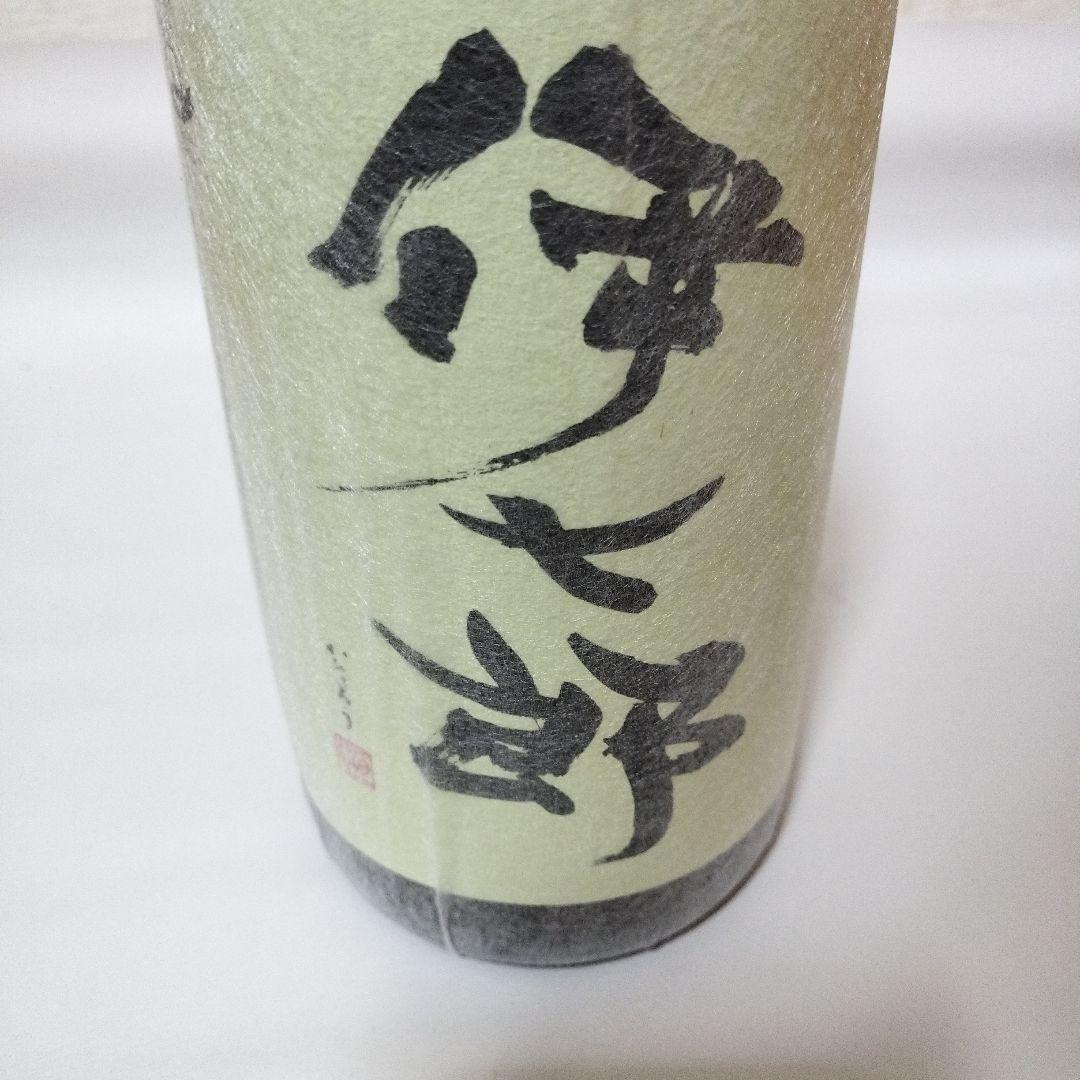 伊七郎　本格芋焼酎　一升瓶　志村けん愛飲　いひちろう　1800ml　鹿児島