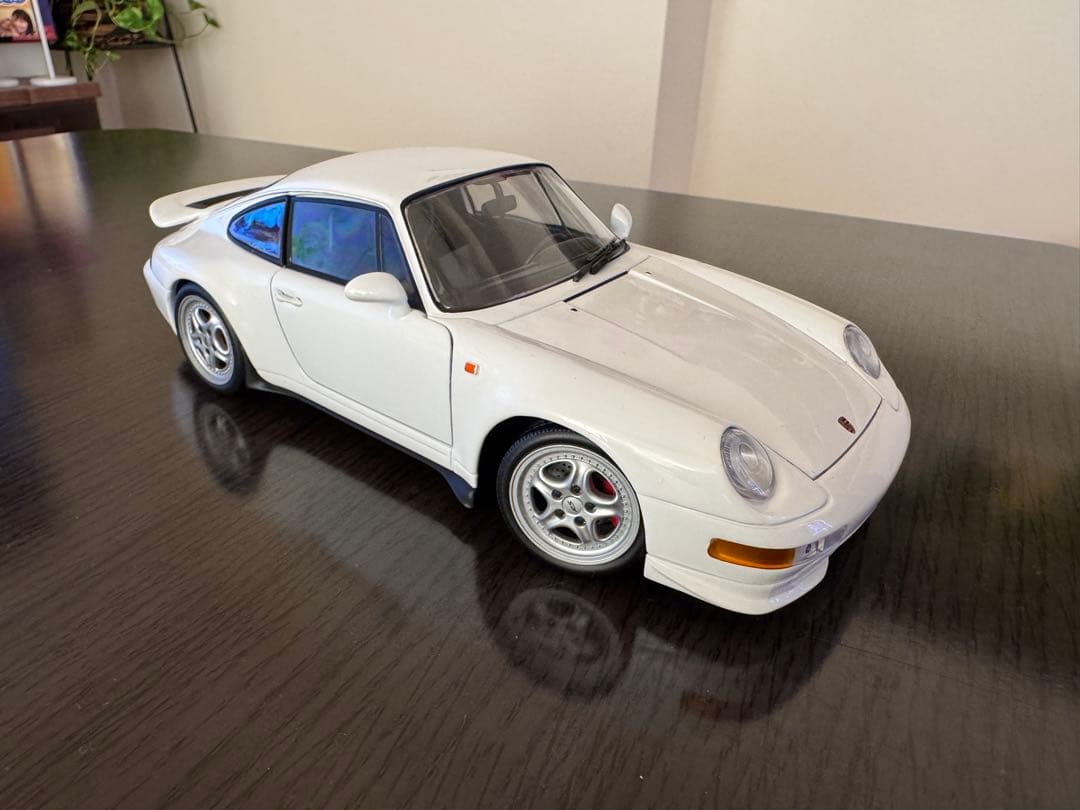 UTモデル　ポルシェ911 カレラRS 1/18サイズ