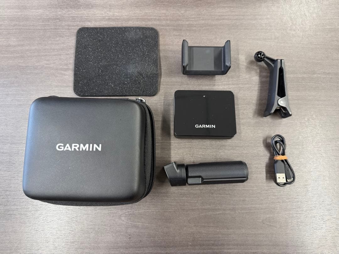 GARMIN R10 ゴルフ用距離計 本体と付属品