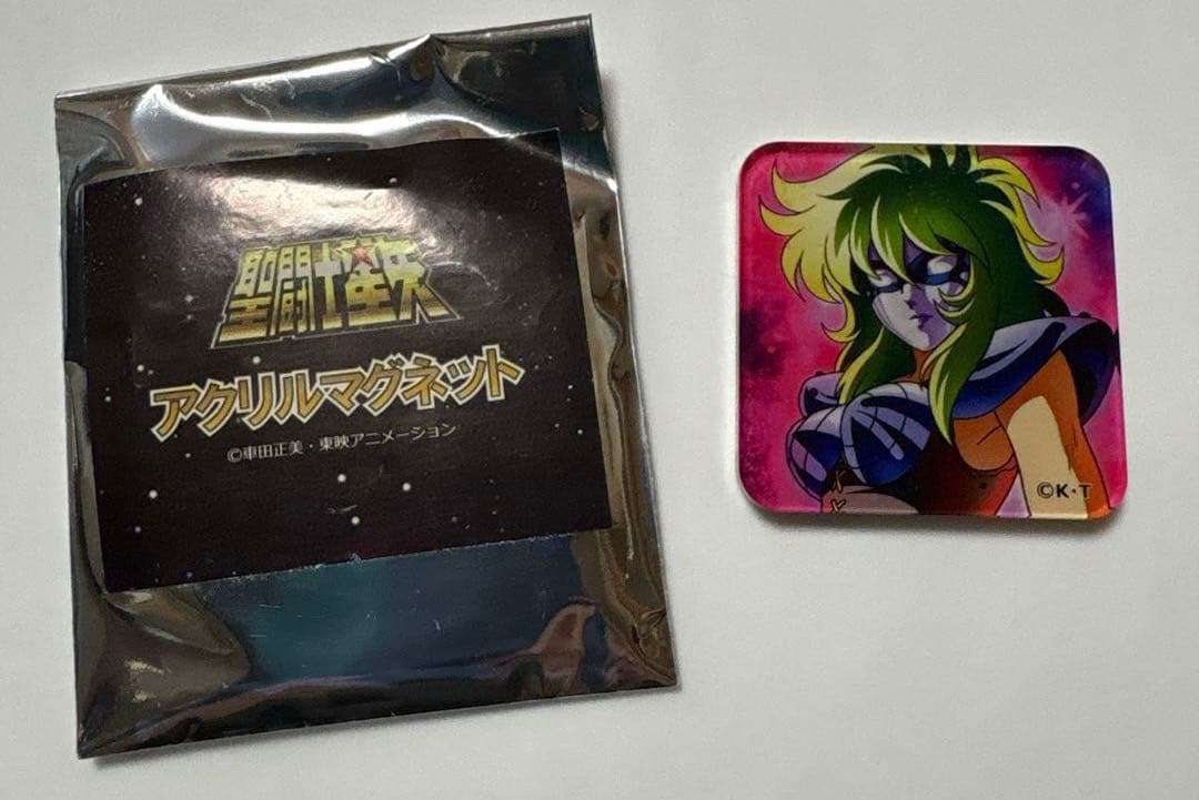 聖闘士星矢　Limited Base限定　アクリルマグネット　シャイナ
