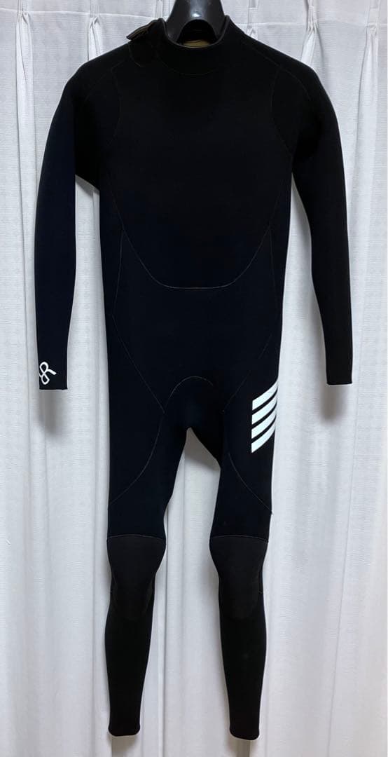 RASH WETSUITS ラッシュウエットスーツ