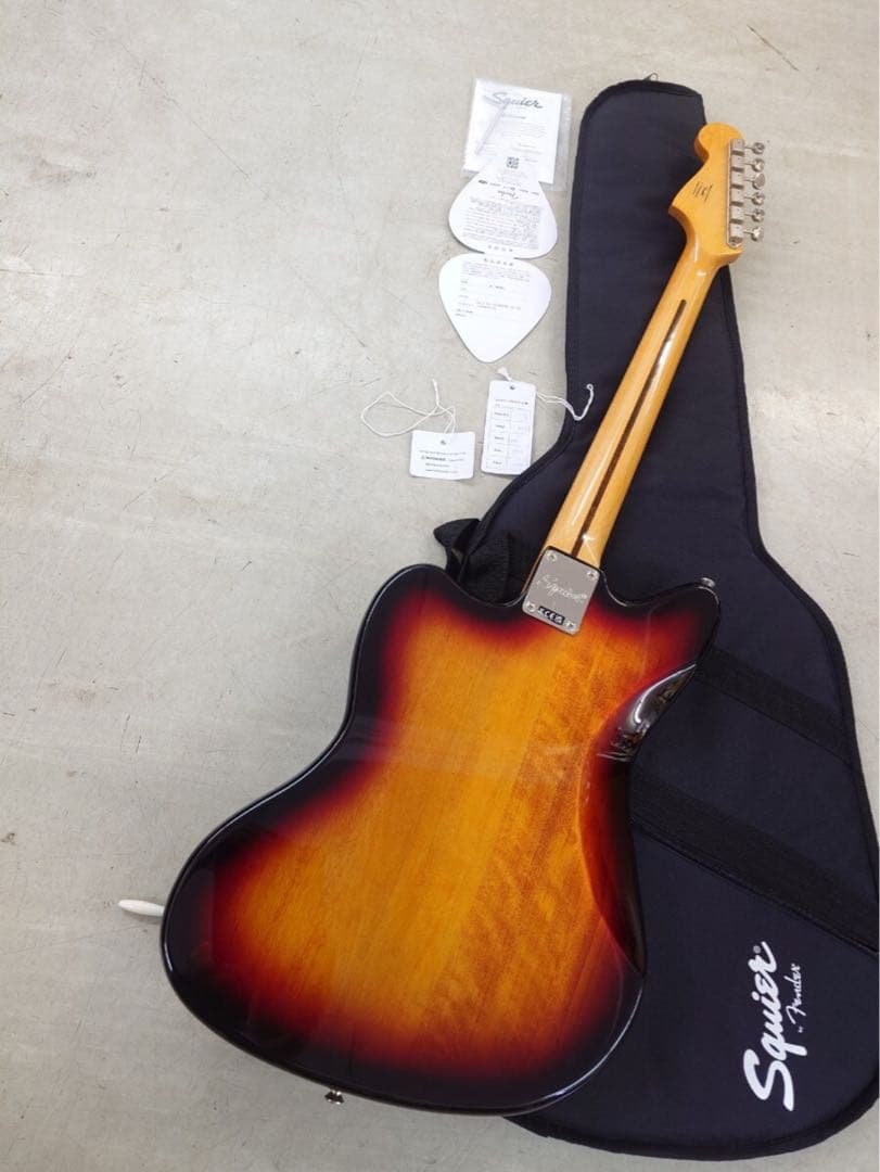 【超美品】Squier Classic Vibe '60s Jazzmaster