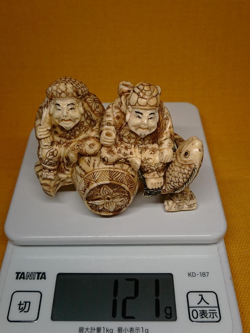 細密彫刻　天然素材　大黒天　恵比寿　置物　インテリア　工芸品　美術品　A3382
