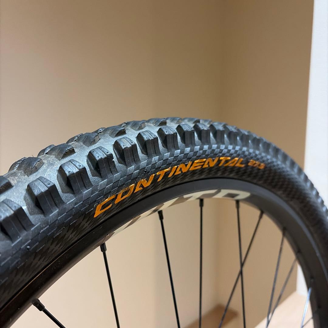 WTB27.5インチホイール Continental DERKAISERセット