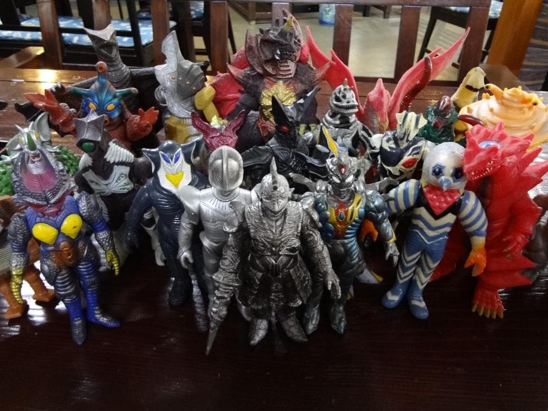 ウルトラマンシリーズフィギュアセット●ウルトラ戦士・怪獣
