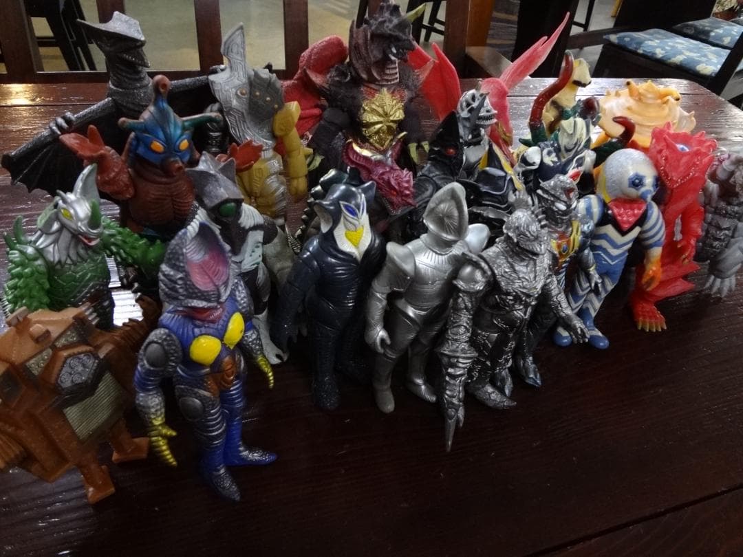 ウルトラマンシリーズフィギュアセット●ウルトラ戦士・怪獣