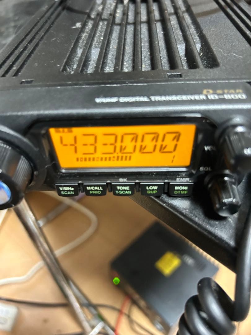 ICOM ID-800 d.50w機中古。ジャンク扱い。