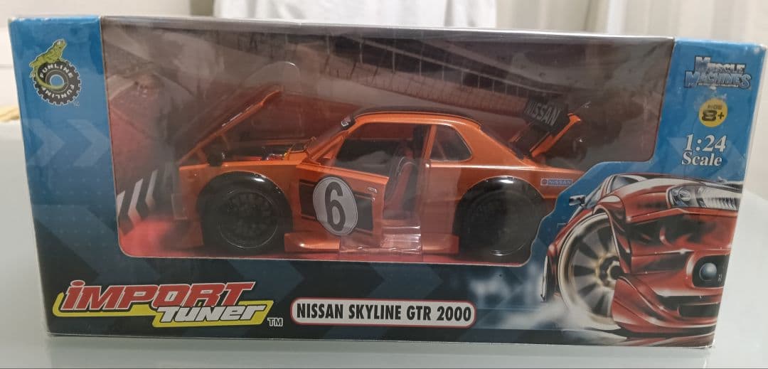 NISSAN SKYLINE GTR 2000 1:24スケール