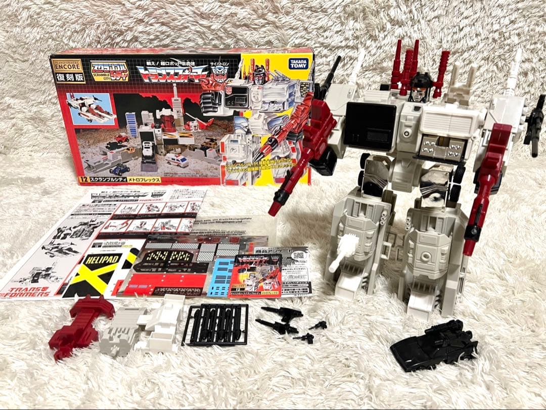 美品　完品　トランスフォーマー　スクランブルシティ　C-70メトロフレックス
