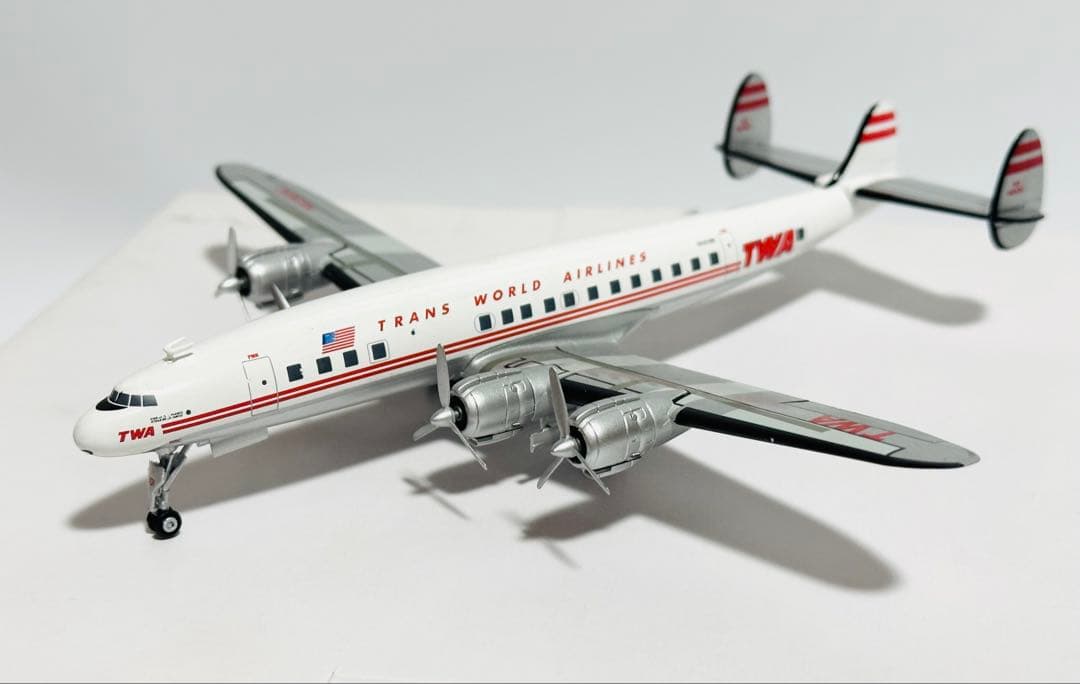 ホビーマスター 1/200 TWA Lockheed Constellation