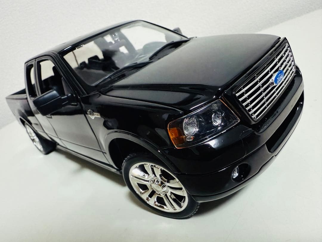 '06 Fordフォード F-150 Harleyハーレー 1/18 新品