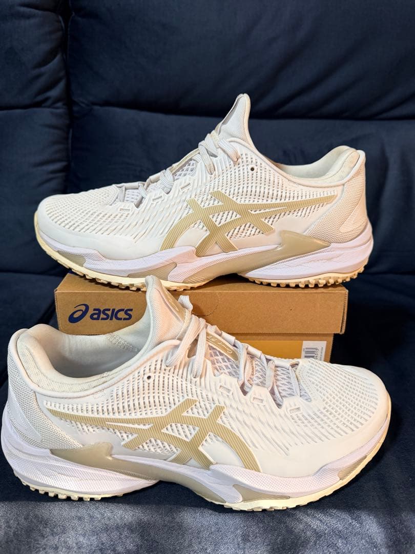 【極美品】一度のみ試履　asics court FF3 OC