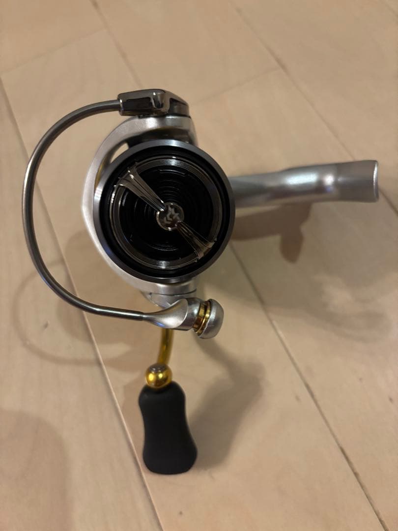 未使用 ダイワ Daiwa 21 フリームス FC LT 2000S