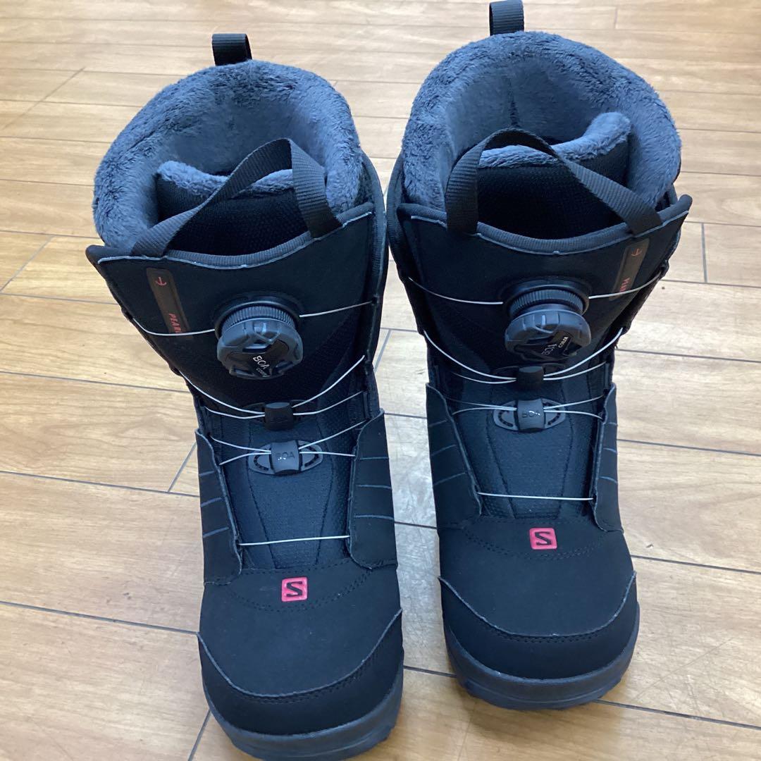 新品　Salomon スノーボードブーツ 女性用　22㎝
