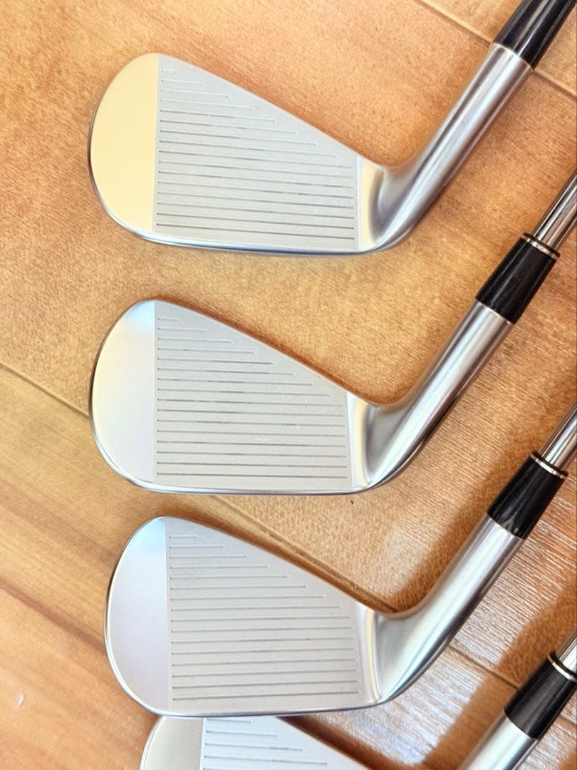 【美品】スリクソン　zxi5 DGmid 115S 5-pw