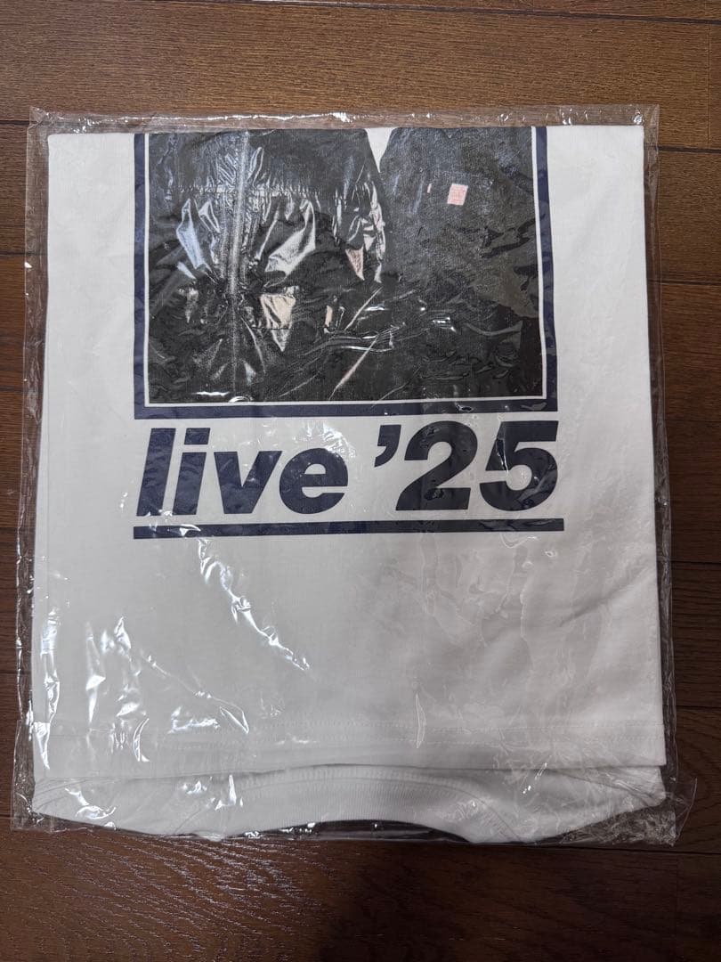 【新品未開封】oasis live'25 Tシャツ Photo UKデザイン L