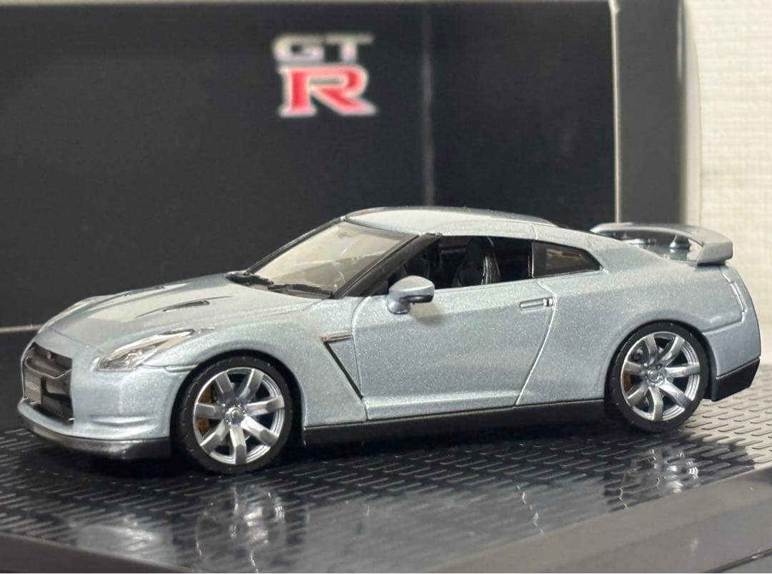 日産/スカイライン/50周年/限定/ミニカー/GT-R/シルバー/R35/純正