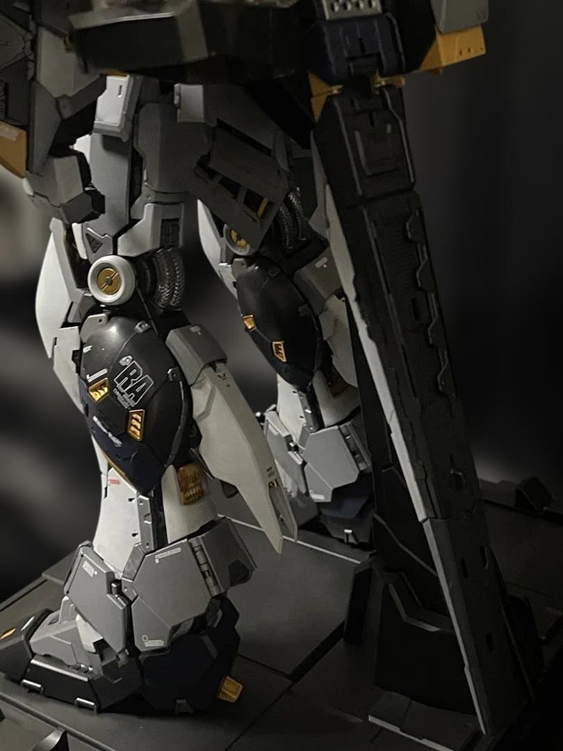 PG UNLEASHED 1/60 νガンダム 国内正規品塗装済み完成品