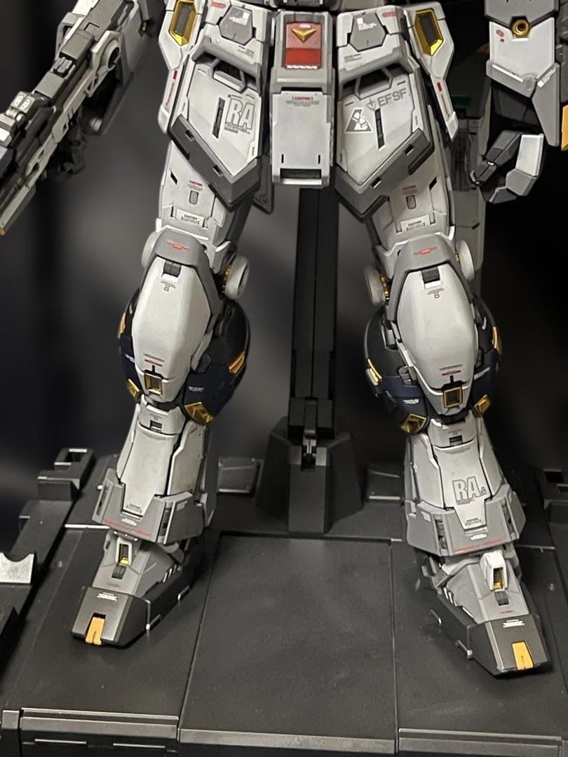 PG UNLEASHED 1/60 νガンダム 国内正規品塗装済み完成品